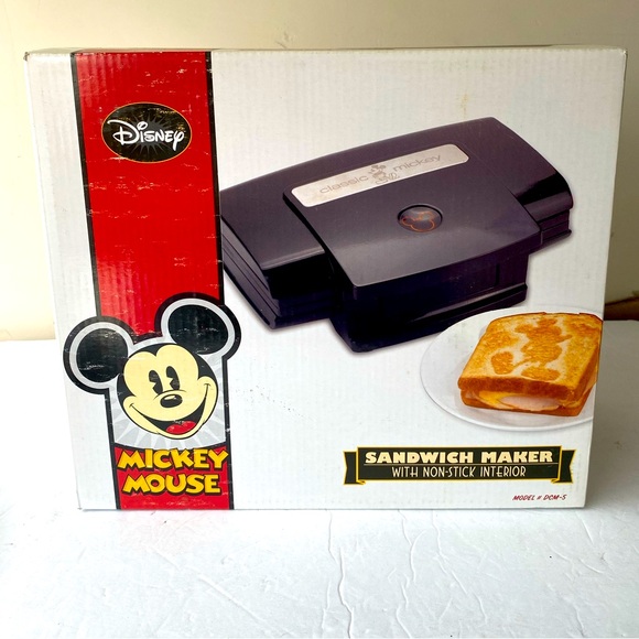 Disney | Kitchen | New Disney Mickey Mouse 2slice Sandwich Maker Black ...